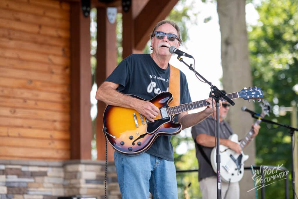 Lowry Perform East Pete Blues Festival - Rock Documented