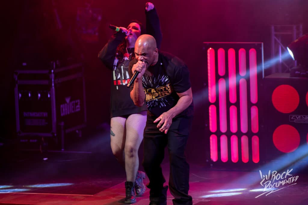 Darryl "DMC" McDaniels of RUN DMC Encore Performance at Galactic Empire ...