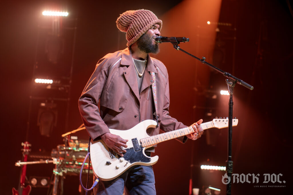 Gary Clark Jr. Brings His JPEG RAW Tour To The "Bright Lights" of ...