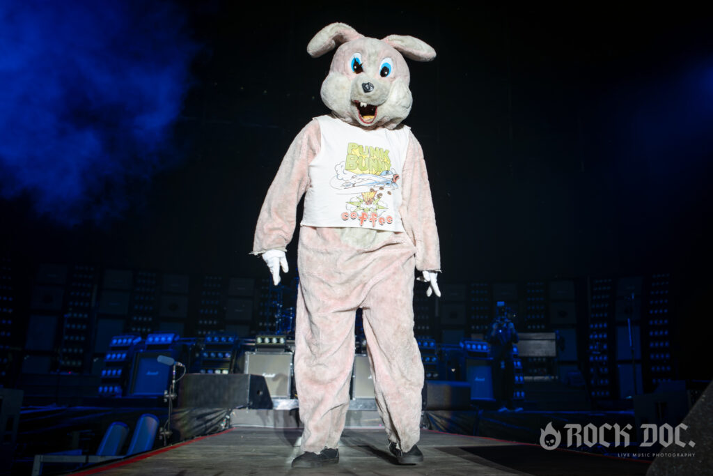 Green Day Brings Their The Saviors Tour Through Hersheypark Stadium ...